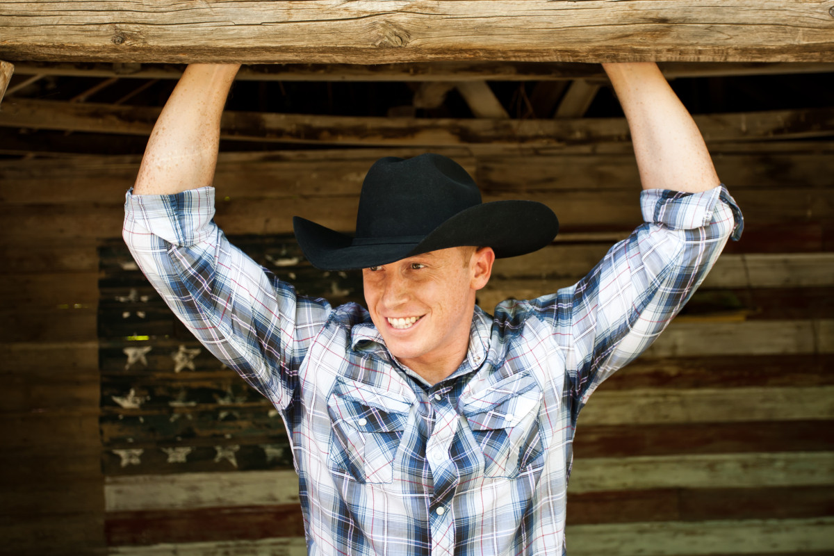 Former Griz star finds home in country music - Lively Times